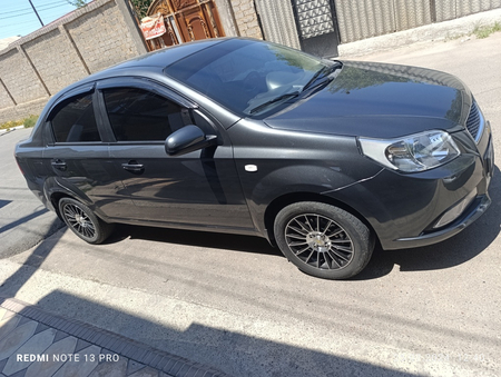 Продается автомобиль нексия3