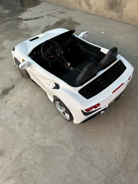 Детская машина Ferarri