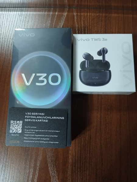 Vivo V30 12/512 GB