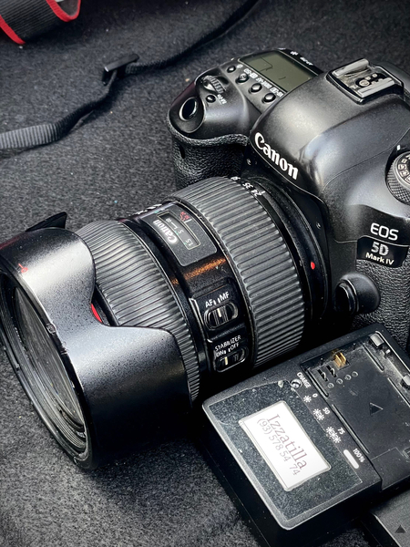 EOS Canon Mark 4 24-105 II USM