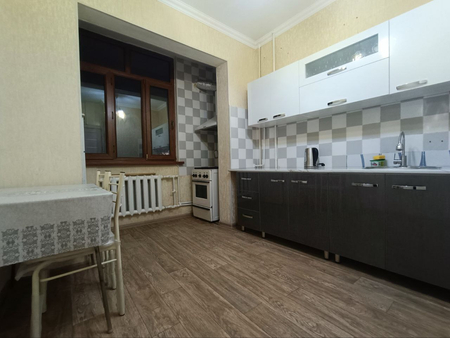 Kvartira arenda 500 у.е. 3 комнаты, хамма шароитлари бор яшашга