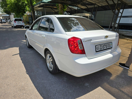 Lacetti 2-позиция 1.8 мотор