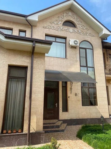 Продается Евро дом Ор-р: Ракатбоши 380м2