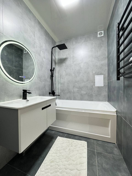 Продаётся 75м² М.ойбек 3/6/9 ор-р 60 школа