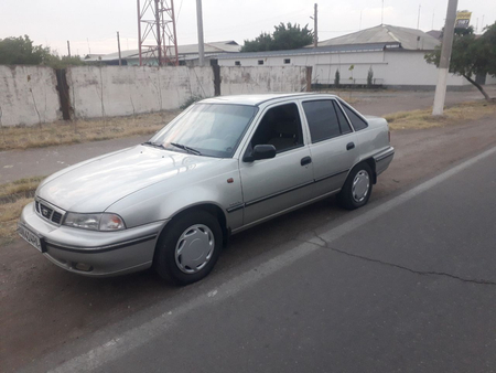 Некся 1 сотилади