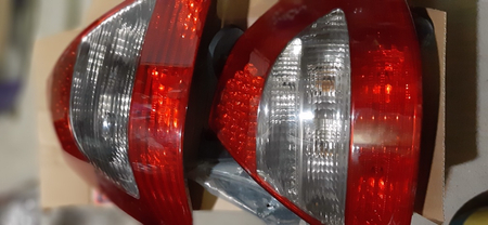 Mercedes Benz W211 fara sotiladi