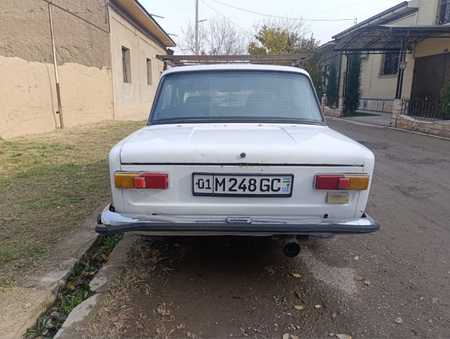 Vaz 21011 srochna sotiladi
