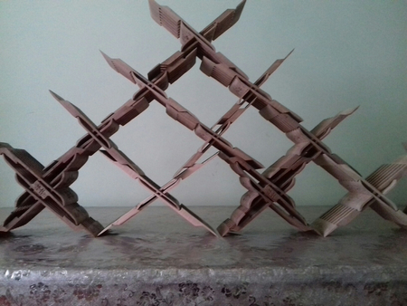 Lavx sotiladi