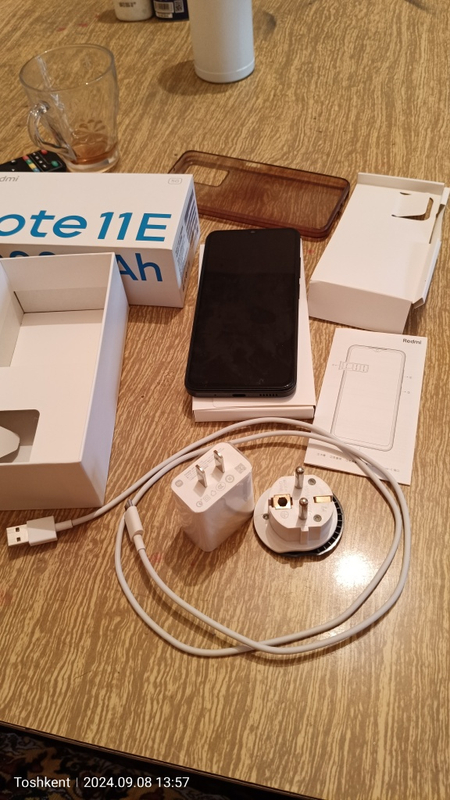 Redmi Note 11 E Продам телефон свой привозил сам с Дубая