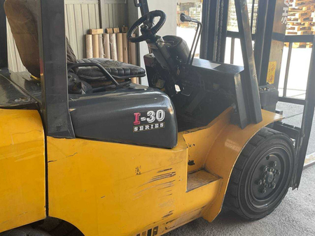 ПРОДАМ Кара Shantui 30 шкалад нархга