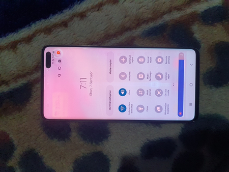 Samsumg s10 5G garantiya beriladi