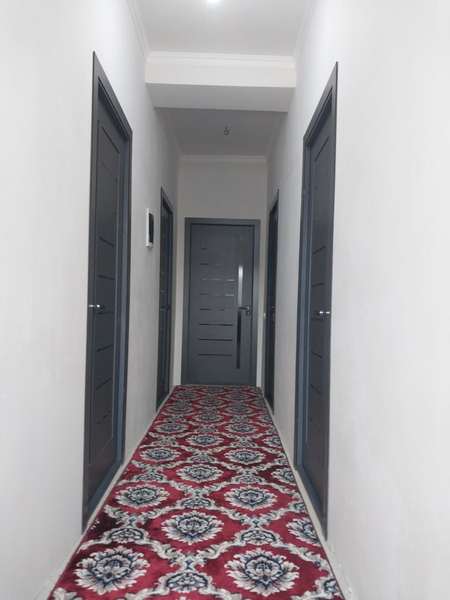 Uchaska sotiladi 45000