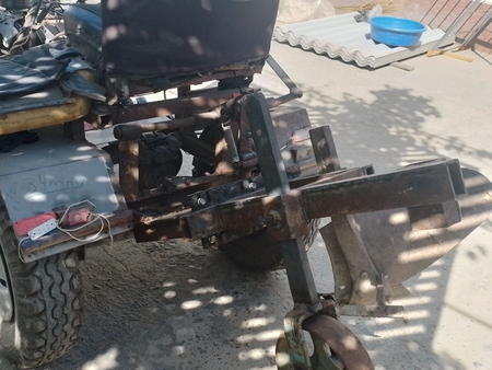 Mini traktor motoblok
