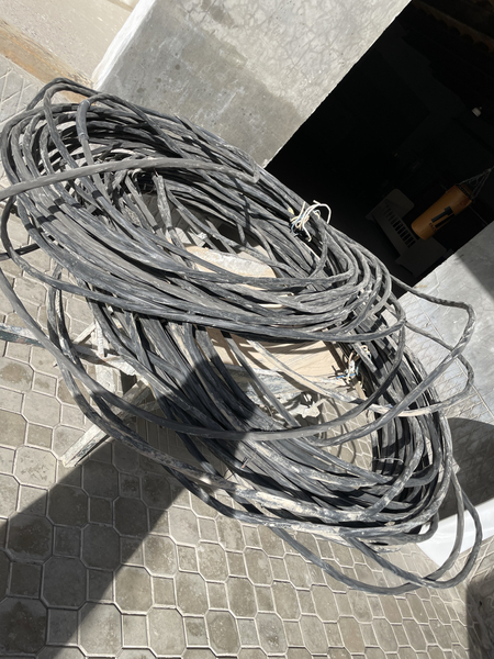 kanel 250 300 metr 400$