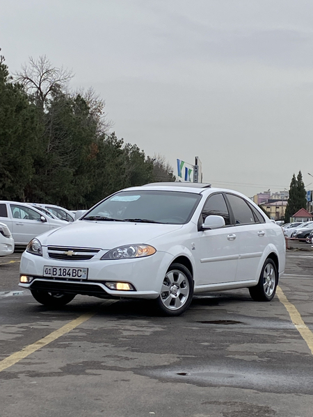 Gentra  A/T  2022
