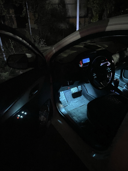 Cobalt avtomat zor holatdagi