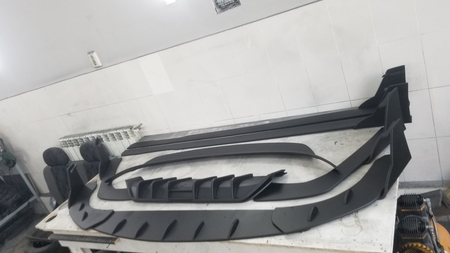 Комплект Обвесы на Kia K5, K8, Stinger RedLine