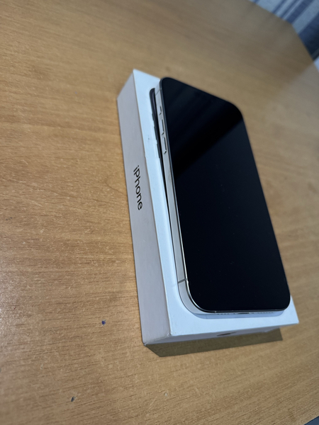 Iphone 15 pro max 256gb natural titan