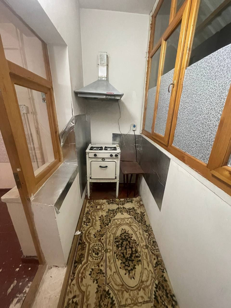 .ЭНГ АРЗОНИ Чилонзор 6 квартал 1хона 2чи кулай этаж 47м2 балконбор47.5