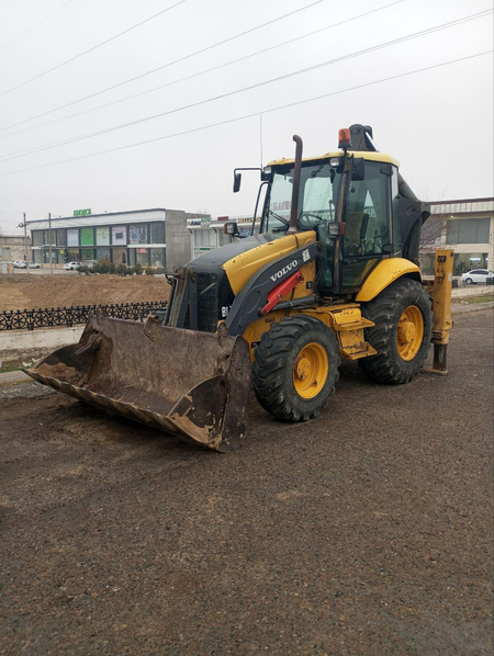 Ekskavator volvo