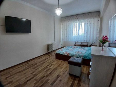 Oylaga Yunusobotda bezmakler arenda kvartira bor