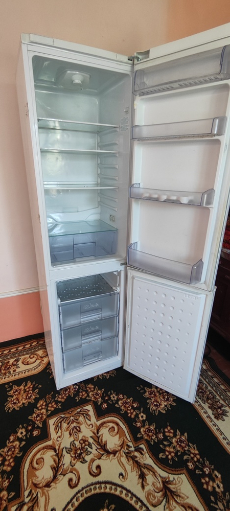 Холодильник BEKO