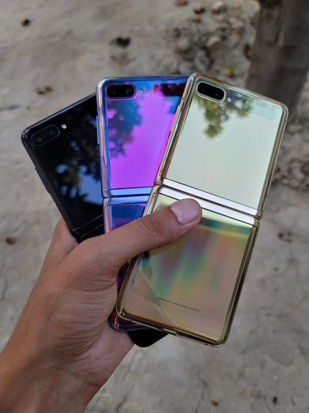 Samsung Galaxy Z Flip. Snapdragon 855. OzU 8/256 GB. Garantya beriladi