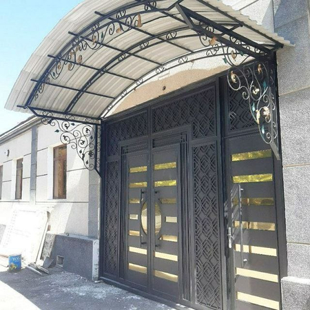 Barcha turdagi temir darvozalarni buyurtma asosida tayyor lab beramiz