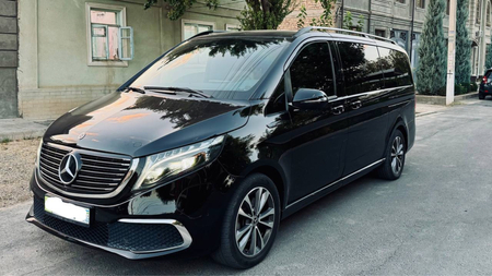 Mercedes Benz EQV viano