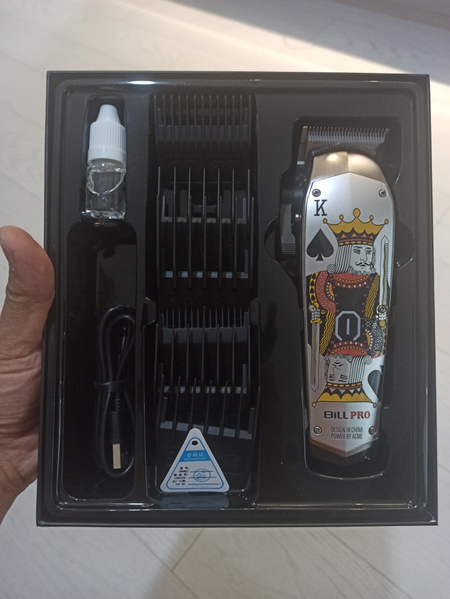 Машинка для стрижки волос Billpro K13
