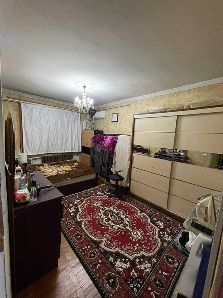 Продаем 4-х комн., Кара-камыш 2/4. Ипотеки нет!