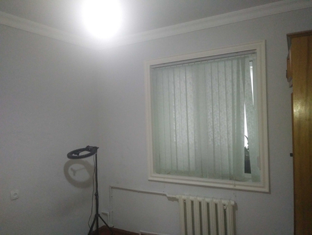 Продаётся 4комнатная банковская квартира метро Улугбек.