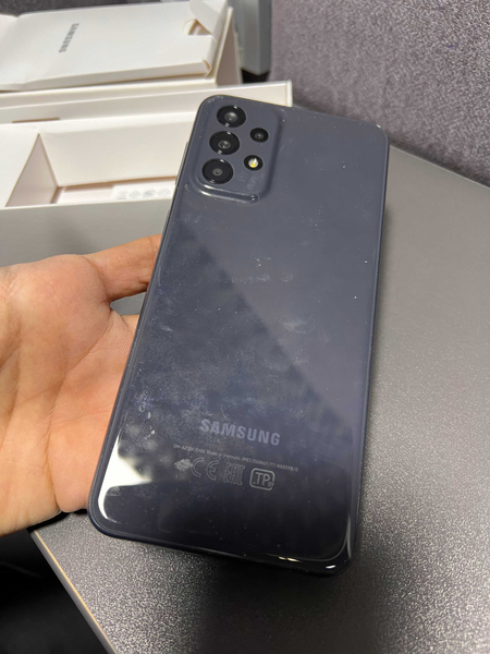 Срочно продам Samsung Galaxy A23, 64GB, FullHD