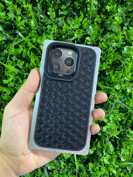 Чехол для Iphone 15pro 15pro max Kajsa
