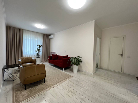 Green Park Продается 1 комнатная квартира ремонт Махтумкули Макро