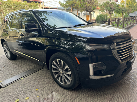 Chevrolet Traverse 2023 Qora. 28000 yurgan.