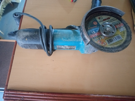 Продам болгарку размером 125