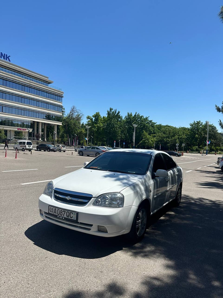 Lasseti srochna sotiladi
