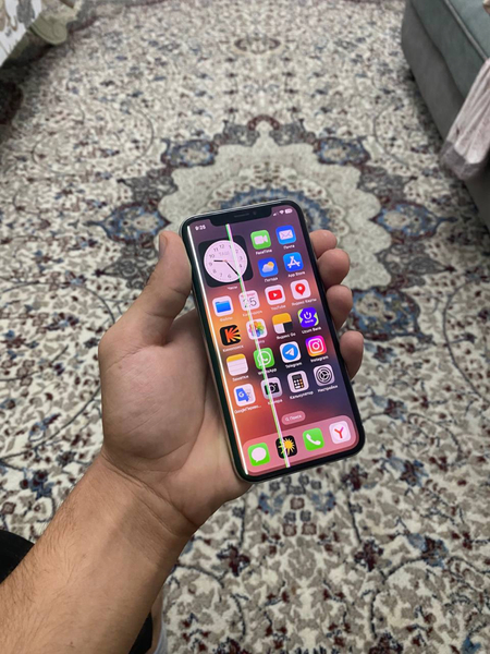 продается iphone x