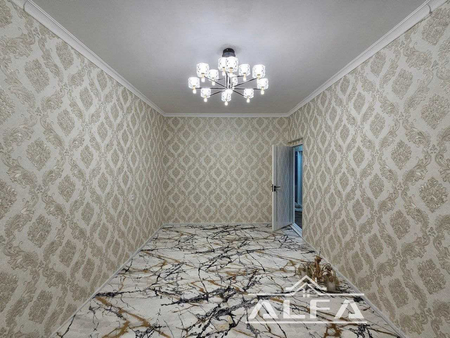 3 xonali 85m² 2-qavat sotiladi.