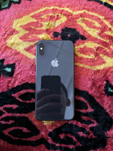 iPhone Xs Max Sotiladi