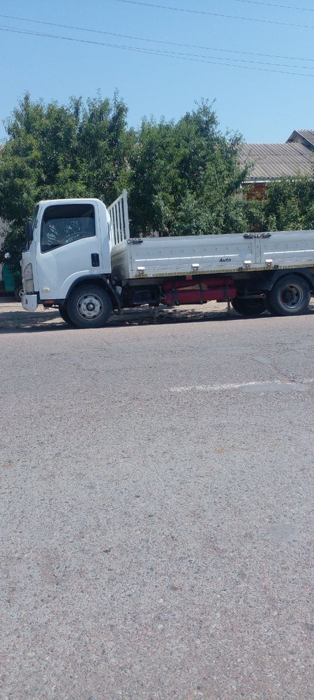 Isuzu bartavoy avtobusdan yasalgan