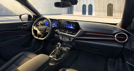 Автомобиль кроссовер Chevrolet Seeker RS 1.5T 