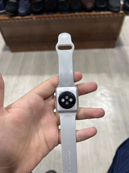 Apple watch series 3