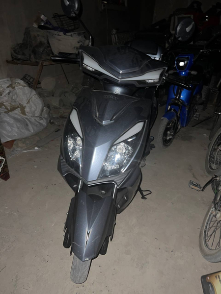 Skuter electric 70km yuradi hamma narsasi bor 6soatda oladi