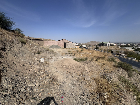Yer maydoni sotiladi kadastri bor hujjatlari joyida 25x15 m joy