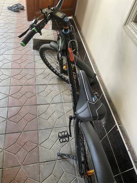 Velosiped sotiladi razmeri 26