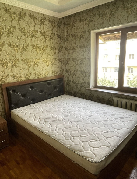 Sergeli 3 4 xonali Maklerskiy bor
