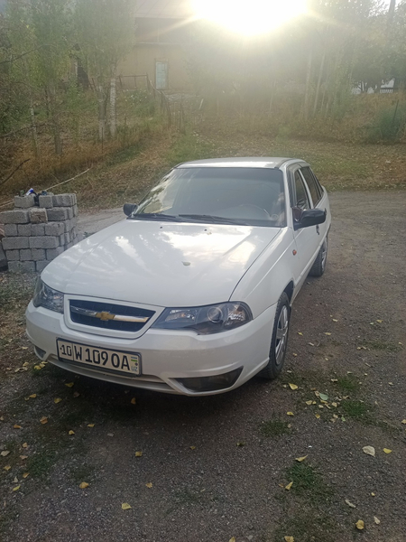 Nexia 2 sons sotiladi