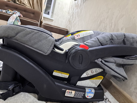 Продаётся авто кресла 2 вида